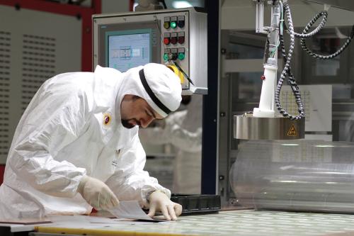 Qatar Solar Energy opens 300MW integrated PV manufacturing plant - PV Tech