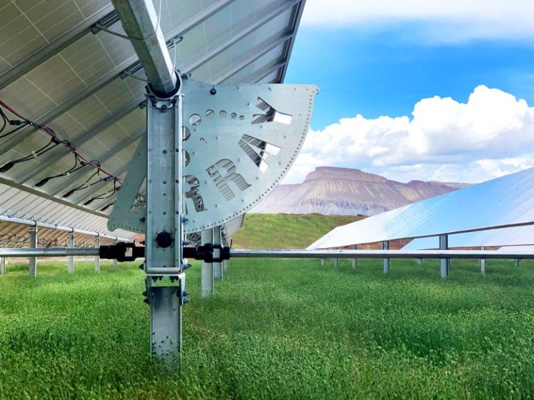 Array and OMCO to supply US-made solar trackers - PV Tech