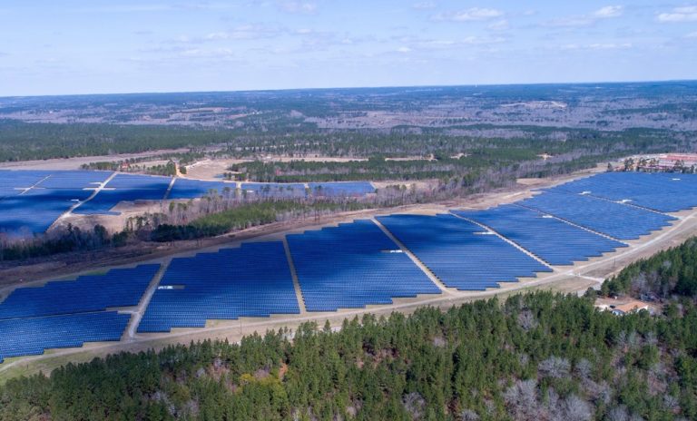 California ISO has 80GW of solar and 148GW of storage in its queue ...