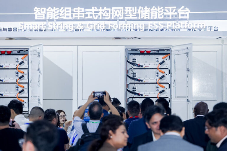 Huawei showcases latest PV+ESS solutions