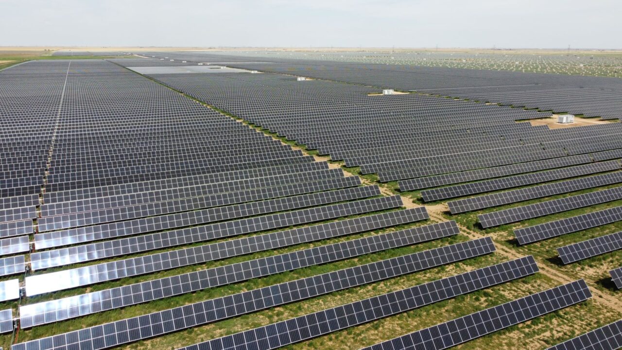 Vesper Energy brings 600MW Hornet solar project online in Texas - PV Tech