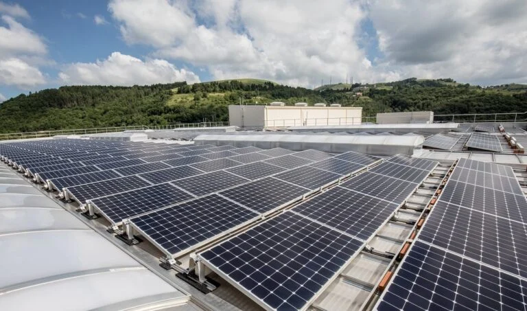 Maxeon, Hanwha dismiss 2024 patent infringement lawsuit - PV Tech