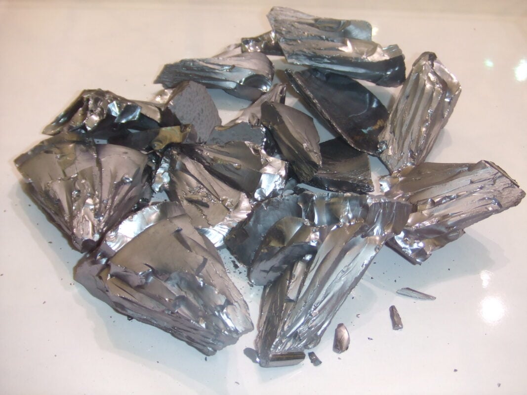 Polysilicon prices plunge, with maximum decline exceeding 12% - PV Tech