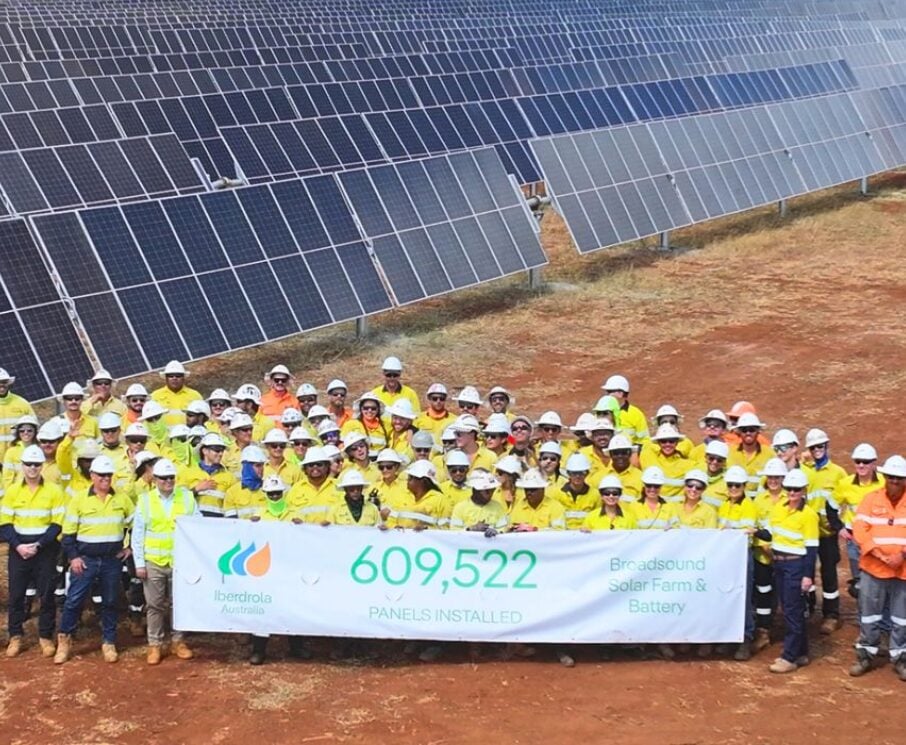 Iberdrola completes module installation at 377MW site in Australia - PV ...
